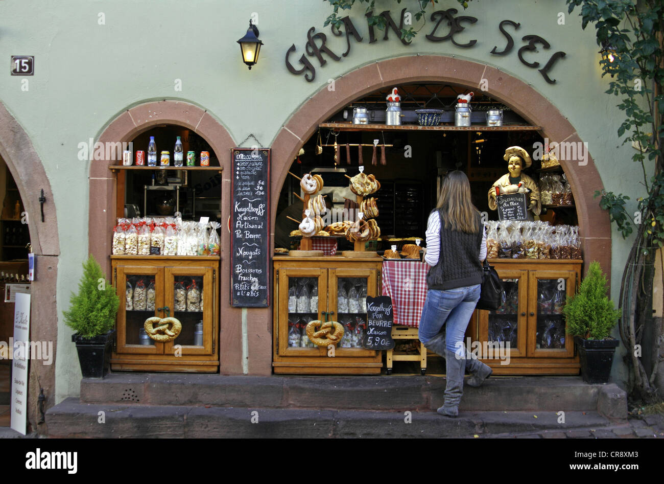 Bakery window france hi-res stock photography and images - Alamy