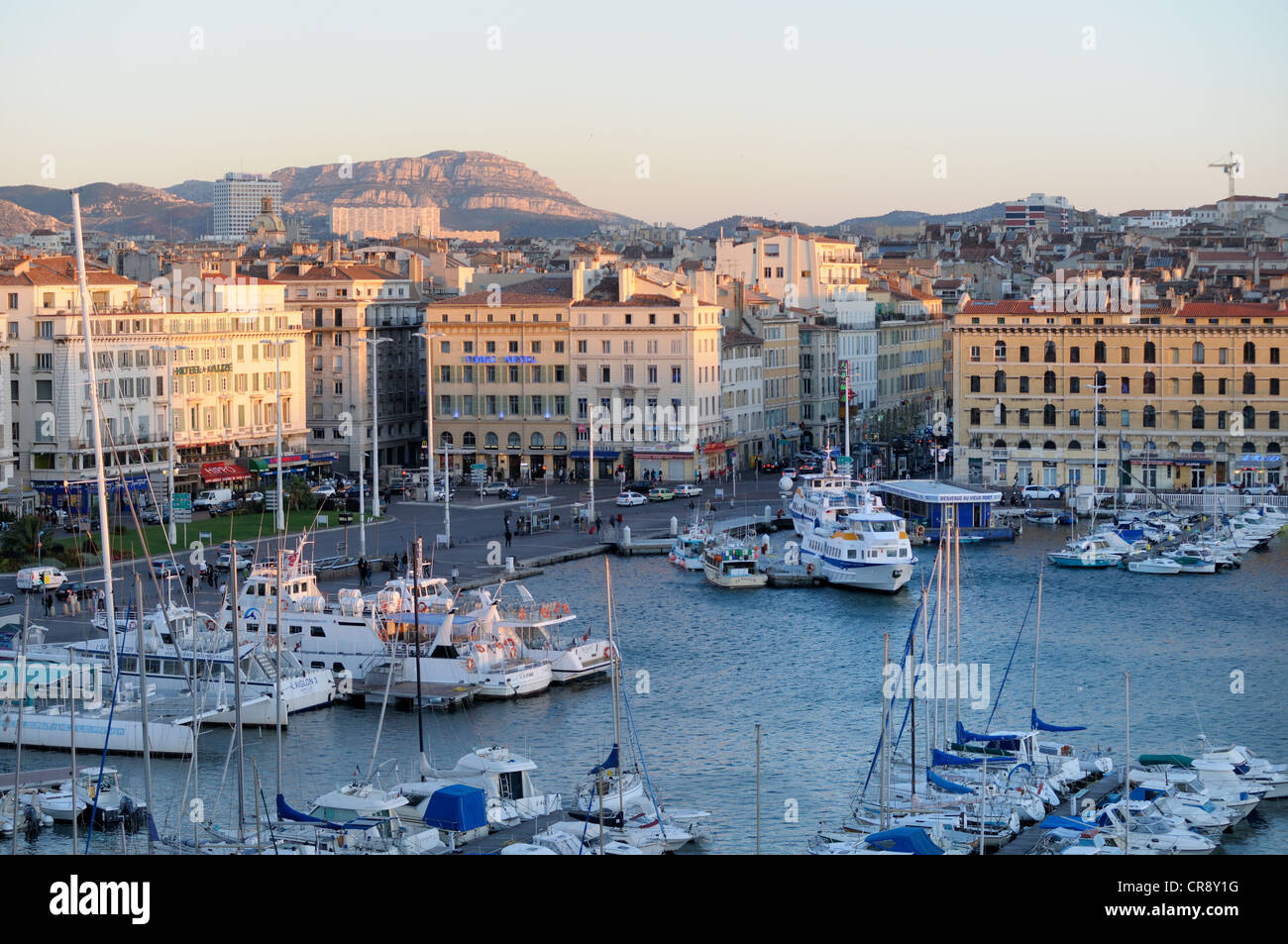 View of the Old Port, Vieux Port, Marseille, Provence-Alpes-Côte d'Azur ...