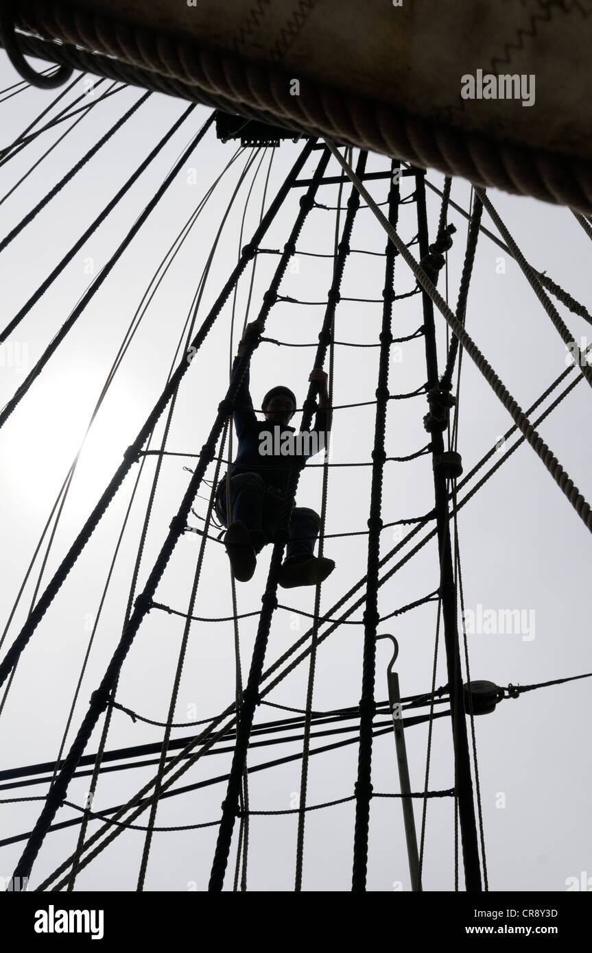 Rigging on the Bounty, Tall Ships Victoria, Victoria, British Columbia ...