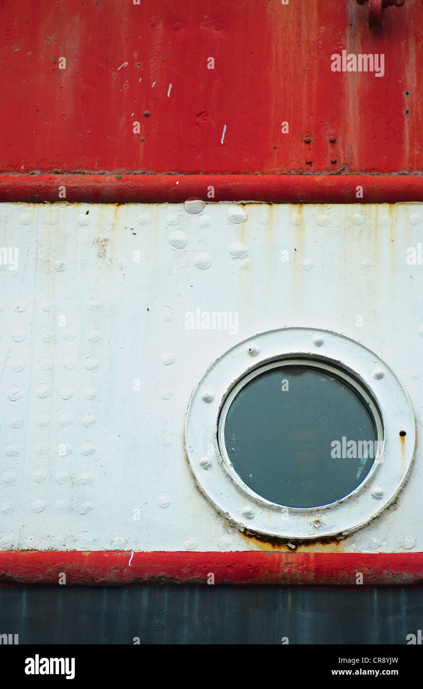 Porthole in Peking, cargo sailing ship on display in Manhattan, New ...