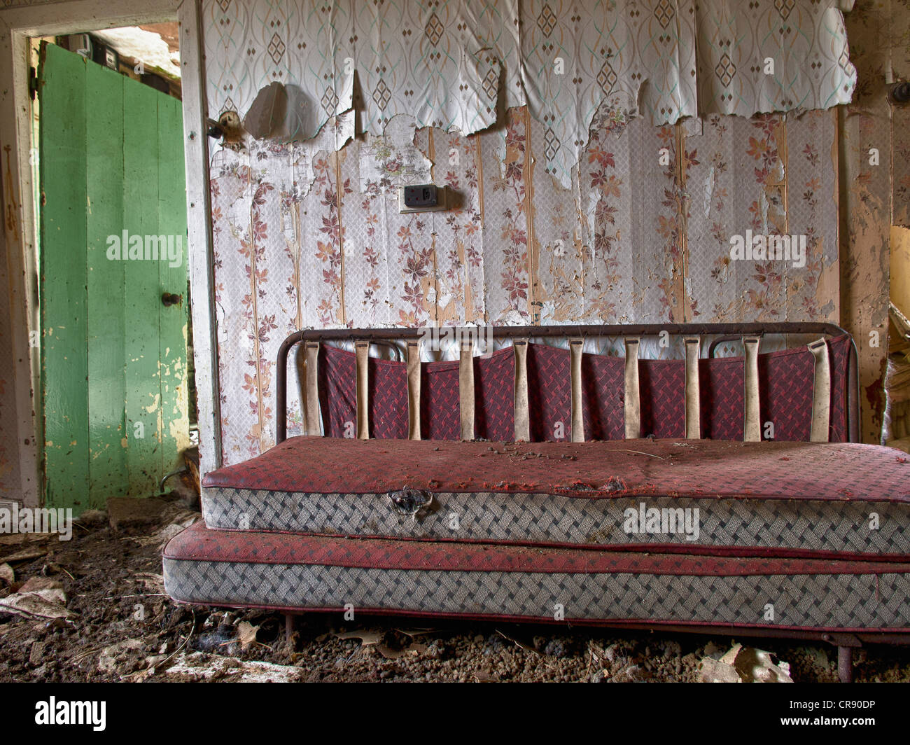 Old Mattresses High Resolution Stock Photography and Images - Alamy