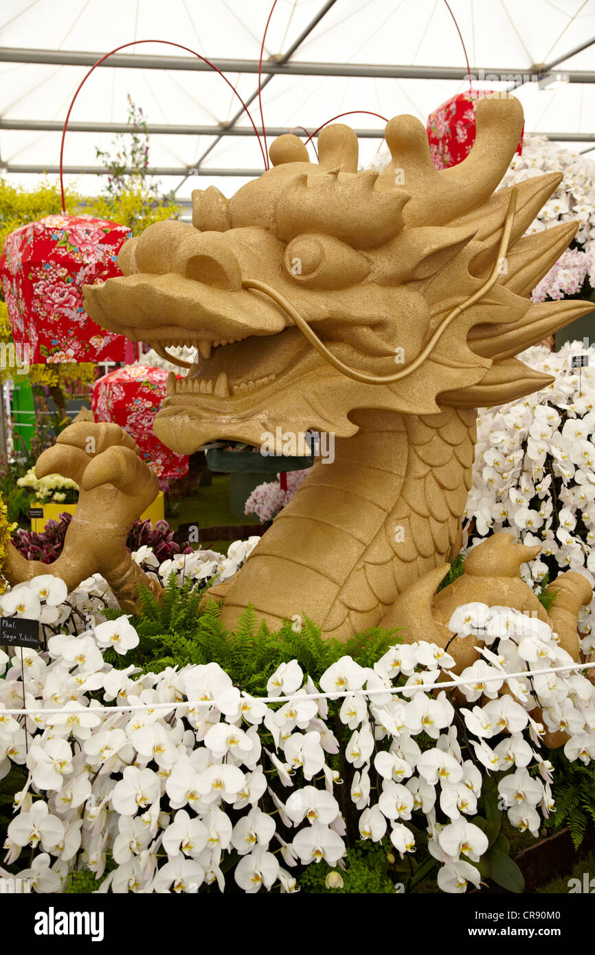 Chinesse Dragon At The Chelsea Flower Show London UK Stock Photo - Alamy