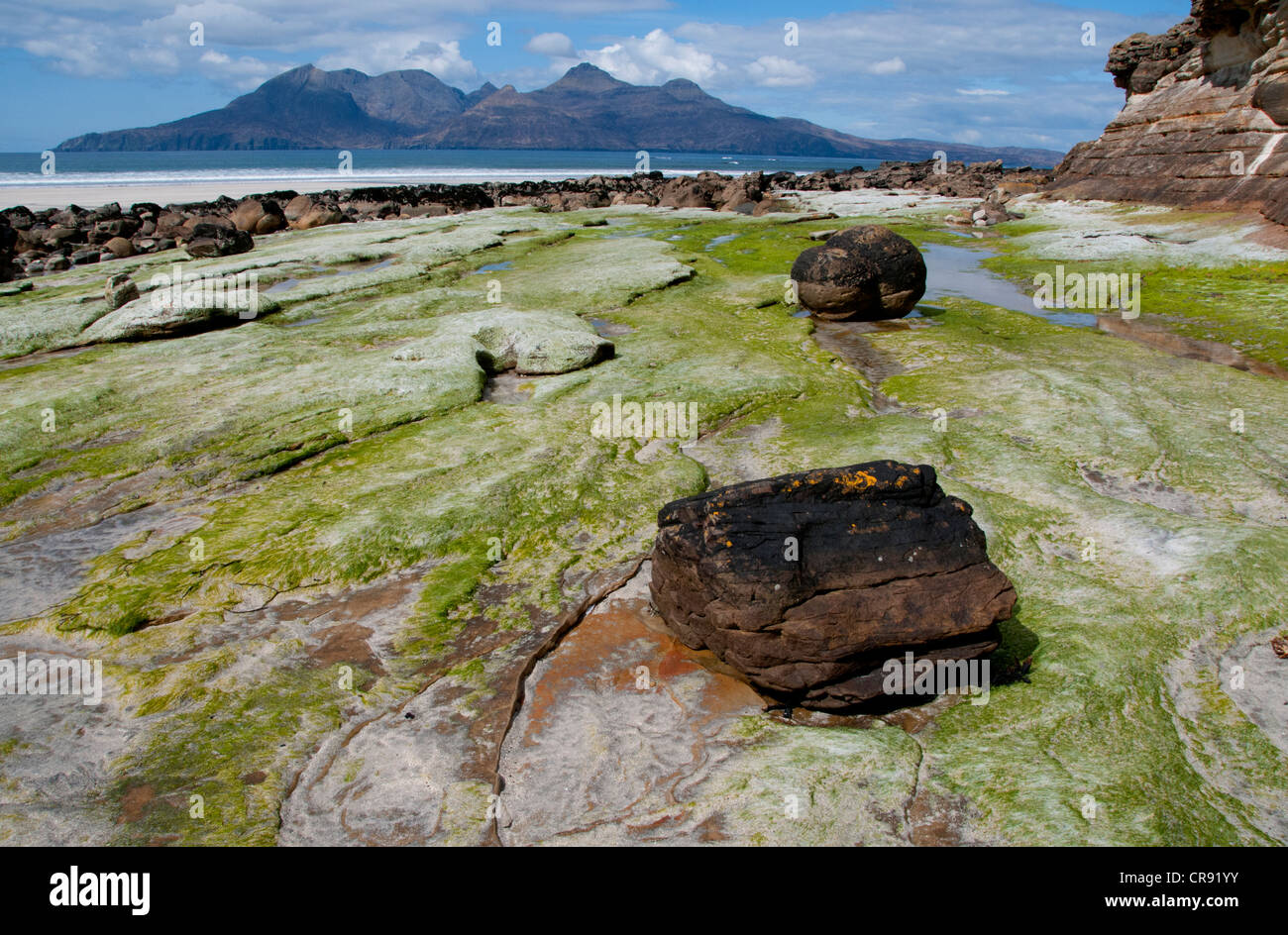 Landscape bay laig isle eigg hi-res stock photography and images - Alamy