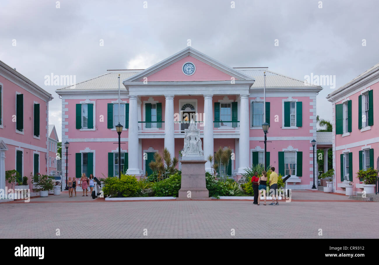 Nassau pink building hi-res stock photography and images - Alamy