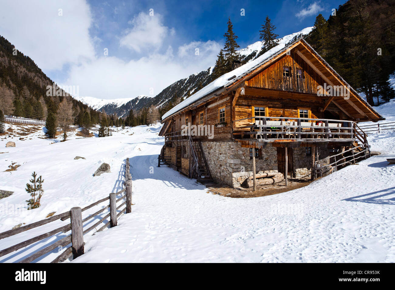 Alpine cabin, Lercher Alm alp in Oberwielenbach, Percha, Bruneck ...