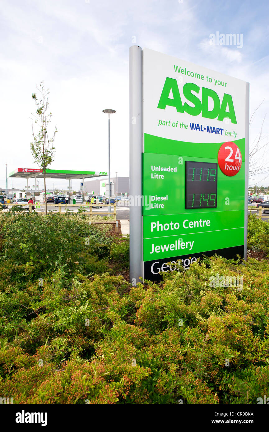 Asda signage hi-res stock photography and images - Alamy