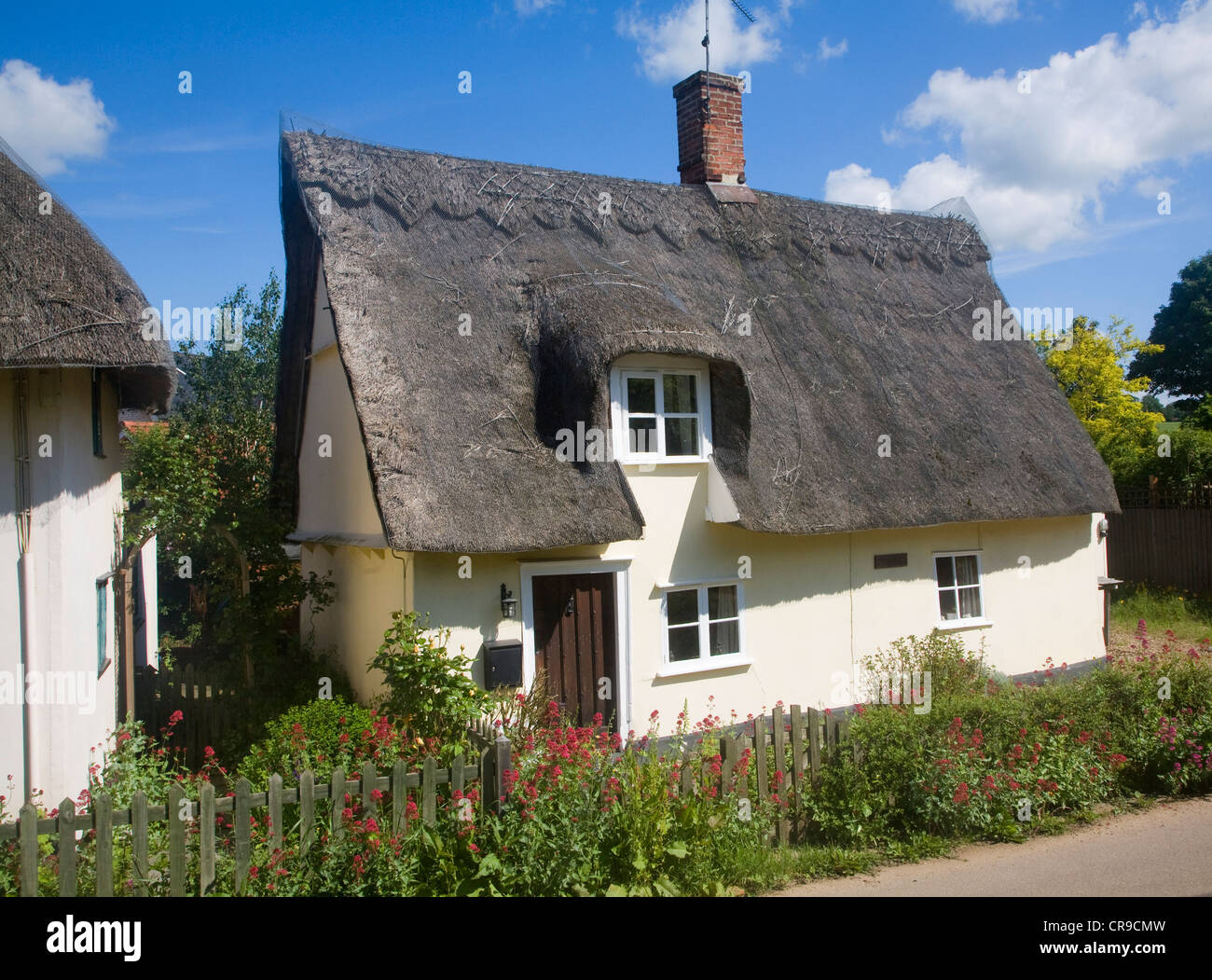 Attractive thatched home in the village of Rattlesden, Suffolk, England ...
