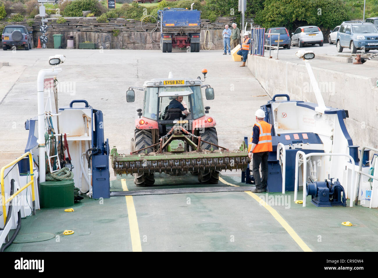 Ferry orkney islands hi-res stock photography and images - Alamy