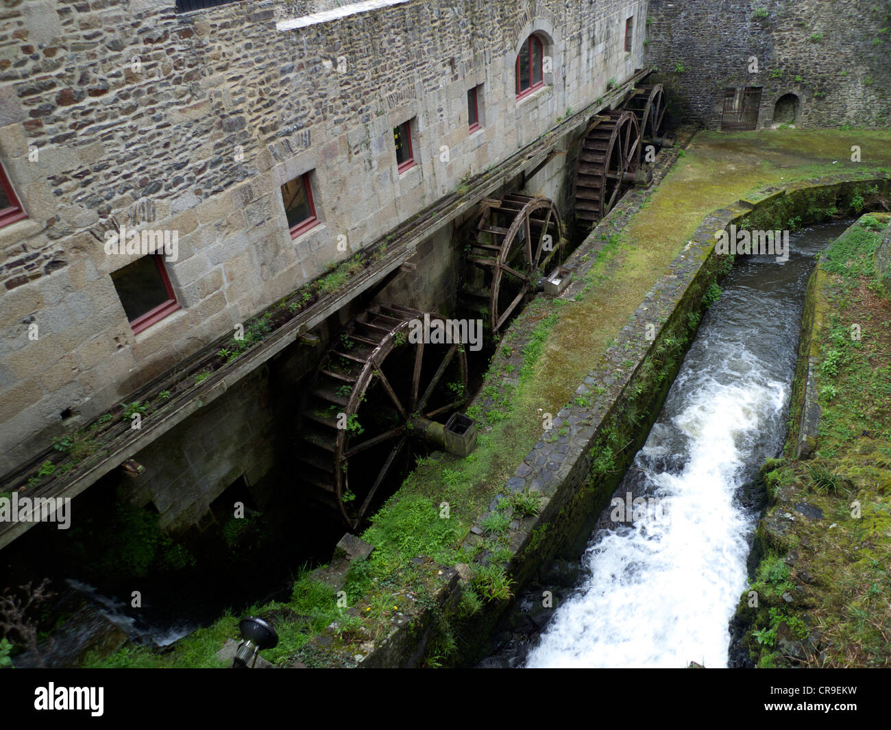 Overshot waterwheel hi-res stock photography and images - Alamy