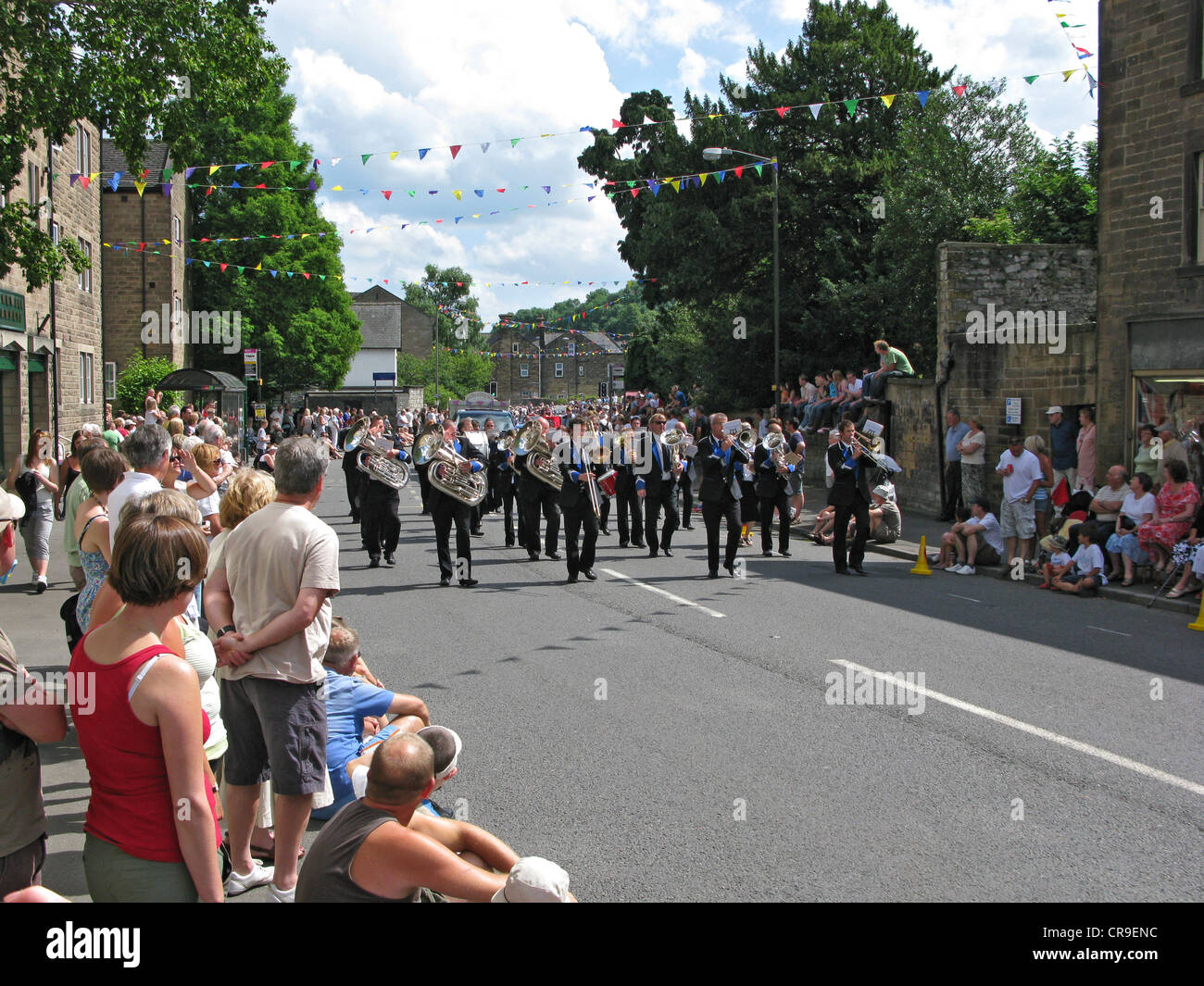 Bakewell carnival parade in Derbyshire 2009. marching band Stock Photo ...