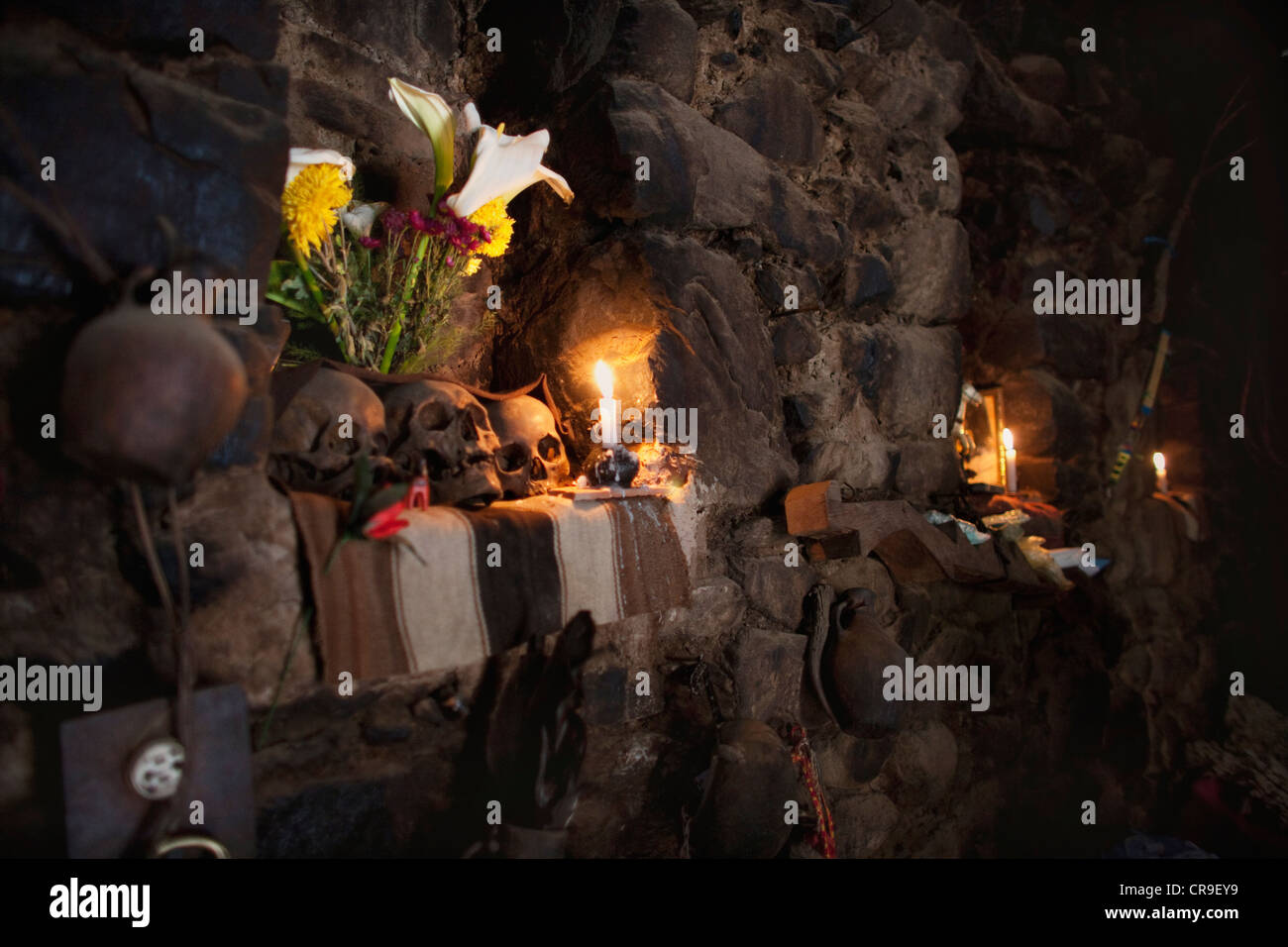 Shrine feature hi-res stock photography and images - Alamy