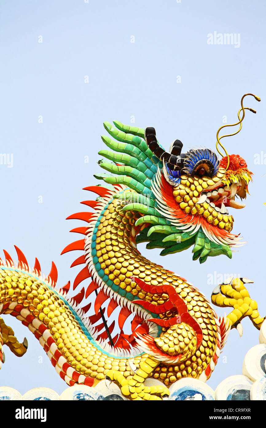 Chinese dragon symbol emperor dominant hi-res stock photography and ...