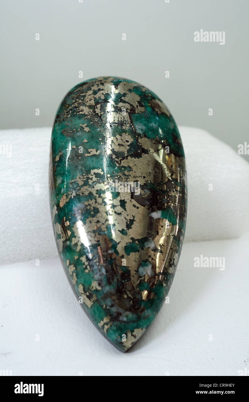 Rock carved teardrop shaped emerald " Emerald Center " in BOGOTA ...