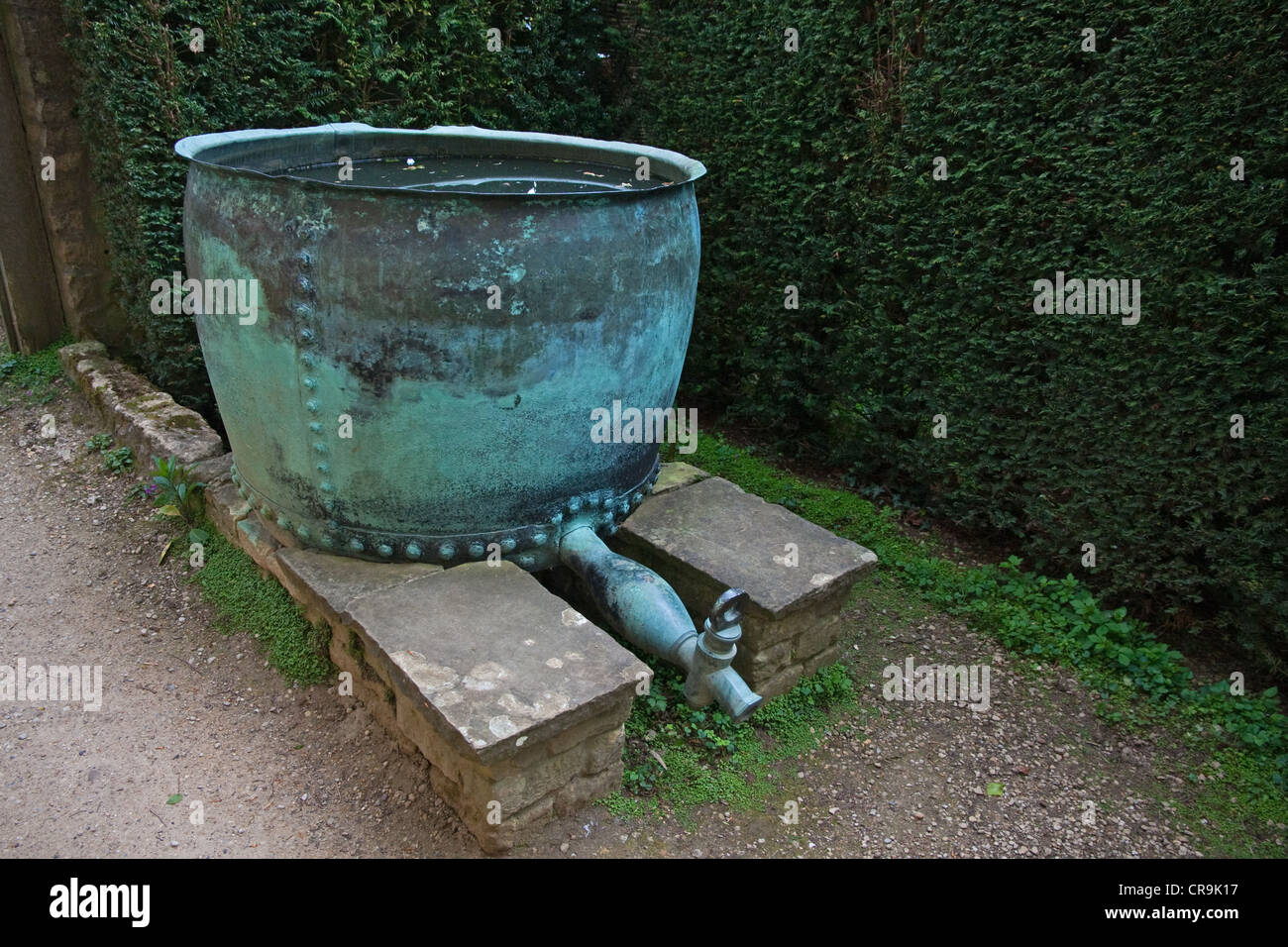 Old metal water butt Stock Photo - Alamy