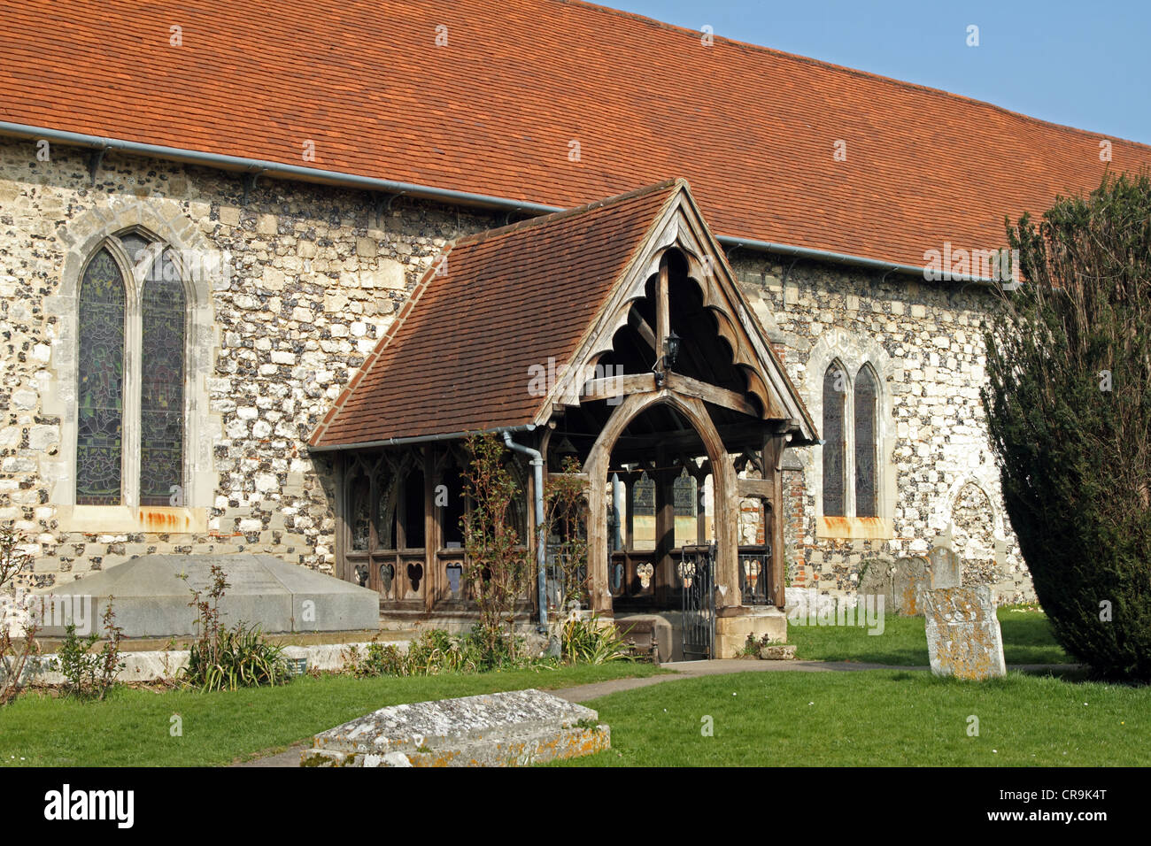 Cookham berkshire church hi-res stock photography and images - Alamy