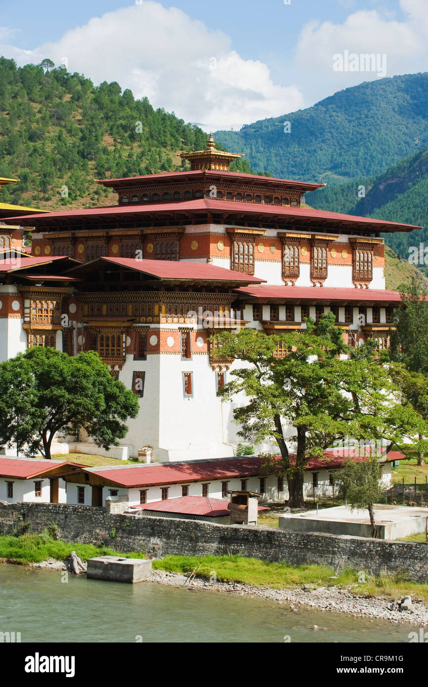 Punakha bhutan hi-res stock photography and images - Alamy