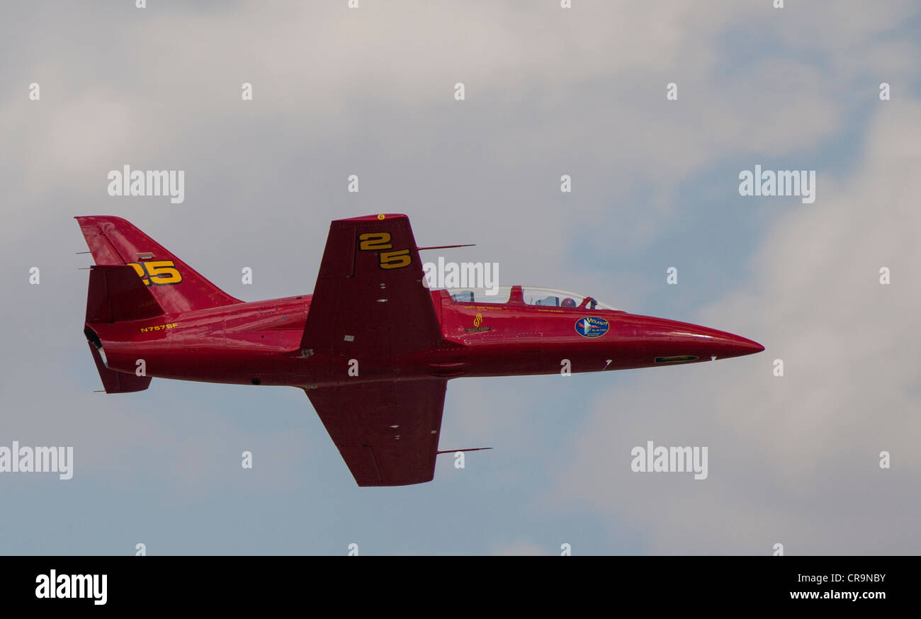 L-39 Albatross racing at the 2011 National Championship Air Races in ...
