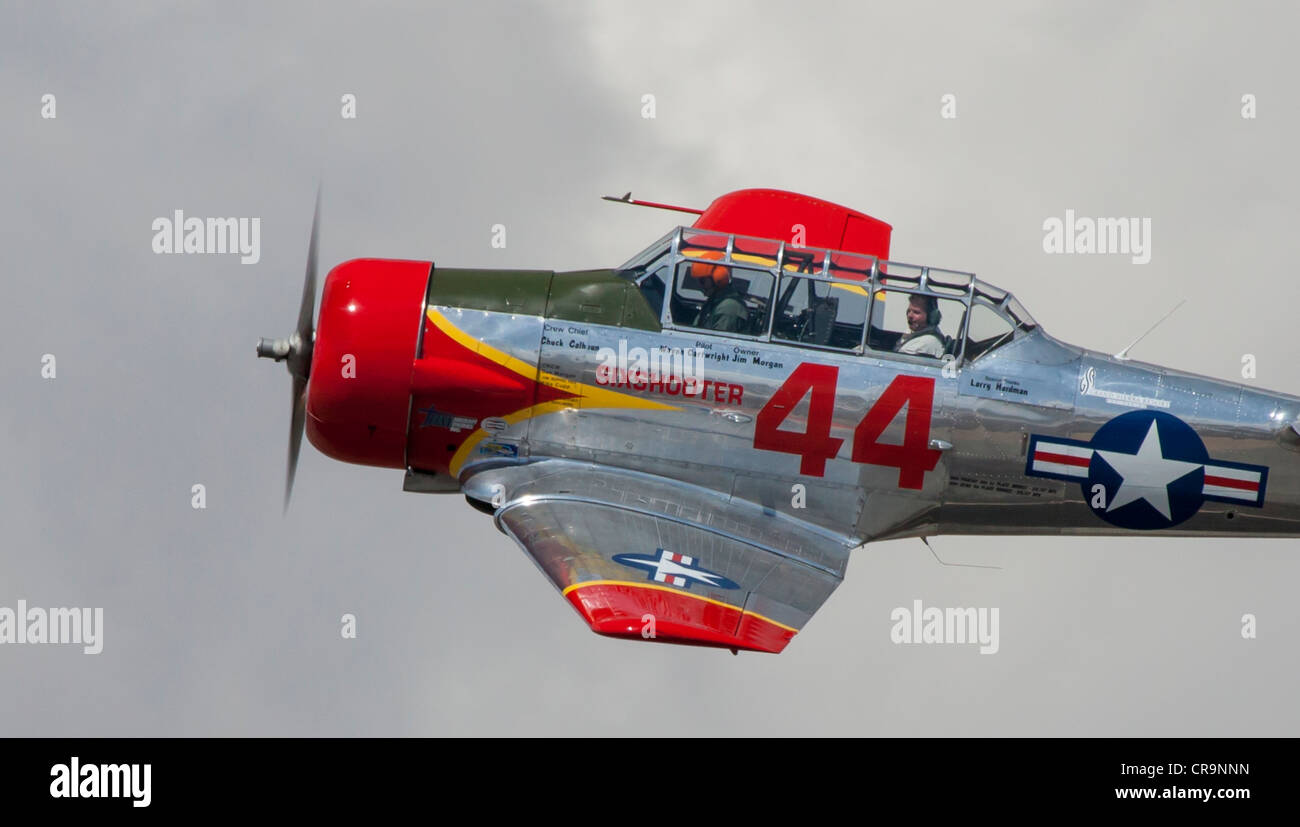 T 6 texan usaf hi-res stock photography and images - Alamy