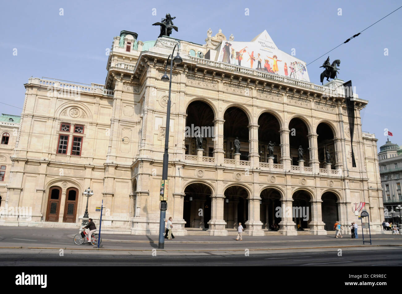 The Vienna State Opera House in Vienna, Austria Stock Photo - Alamy