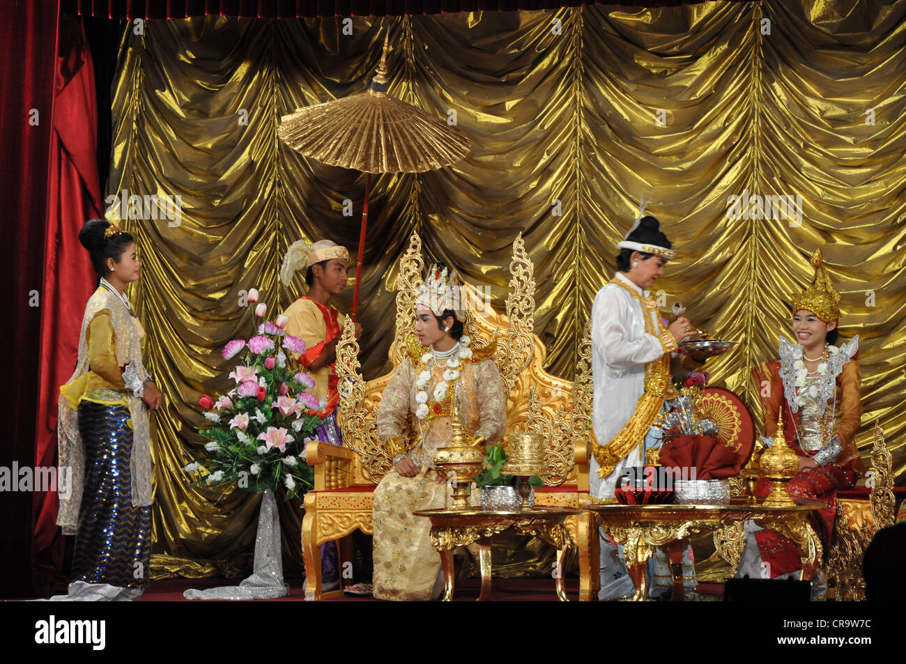Traditional Theatre in Myanmar Stock Photo - Alamy