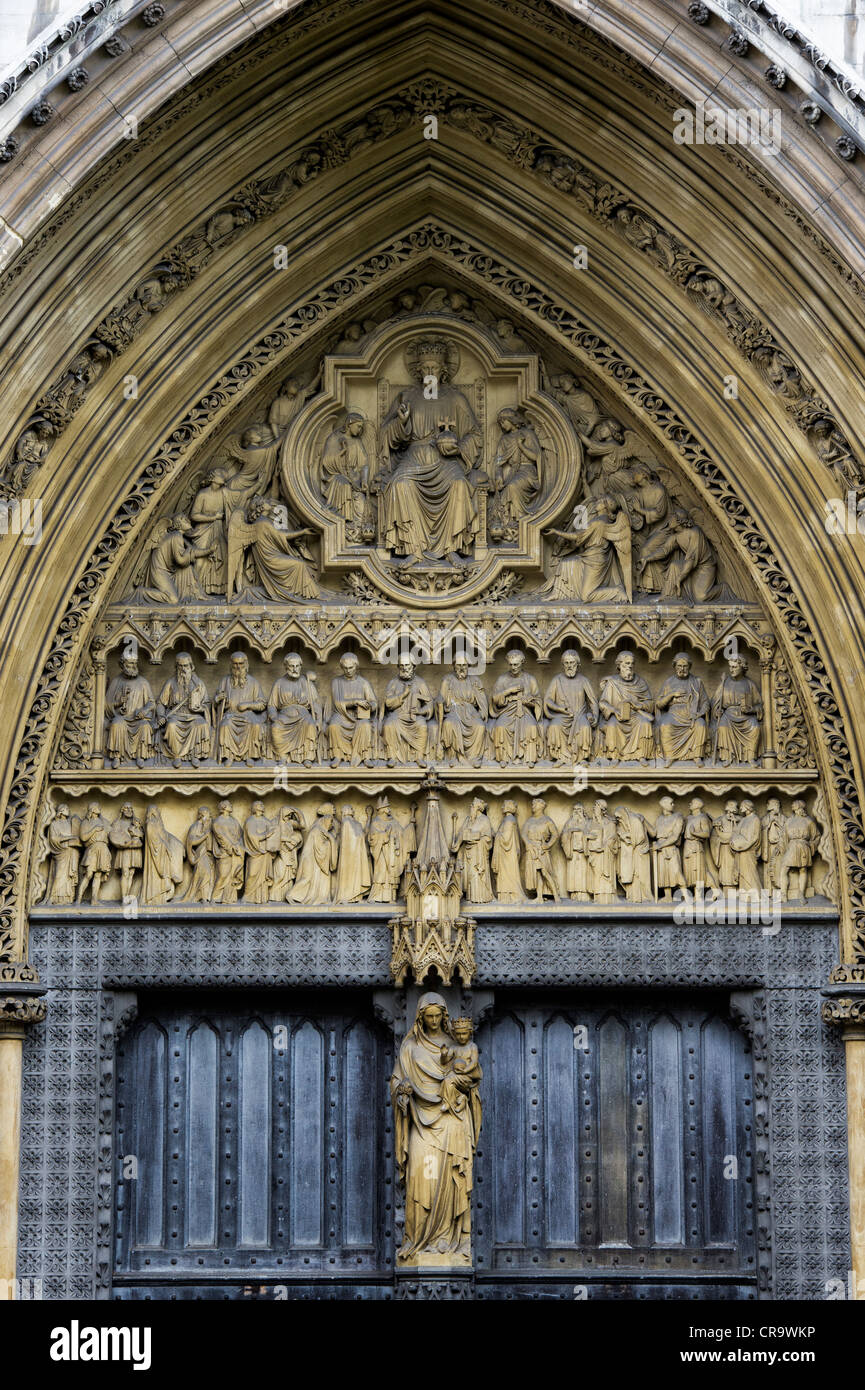 North entrance stone carvings. Westminster Abbey. London. England Stock ...