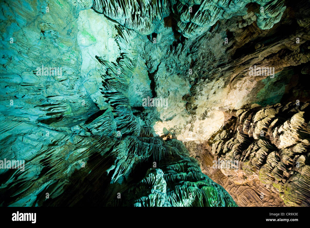 Rock formation / formations / structure / structures inside Saint ...
