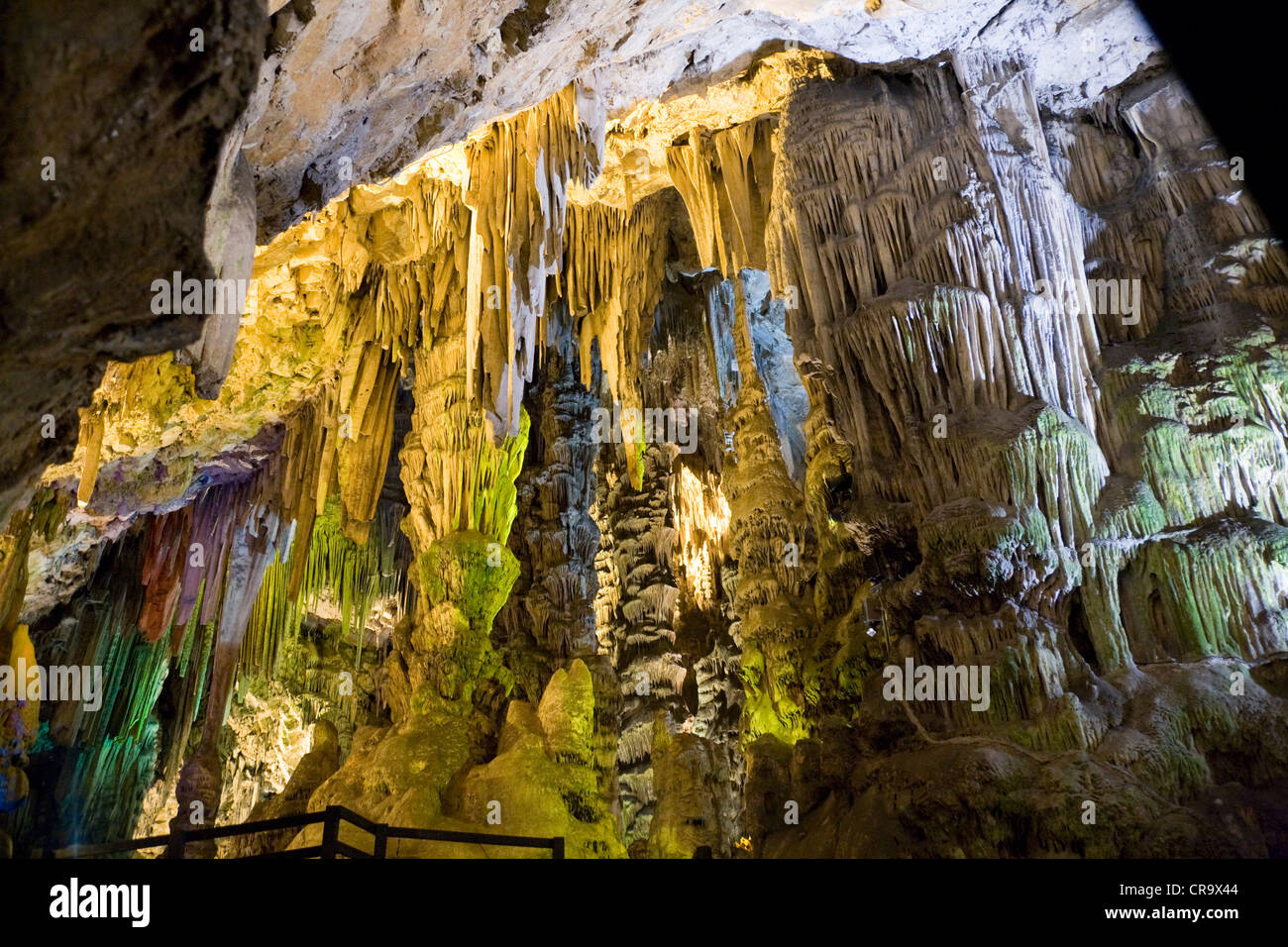 Rock formation / formations / structure / structures inside Saint ...