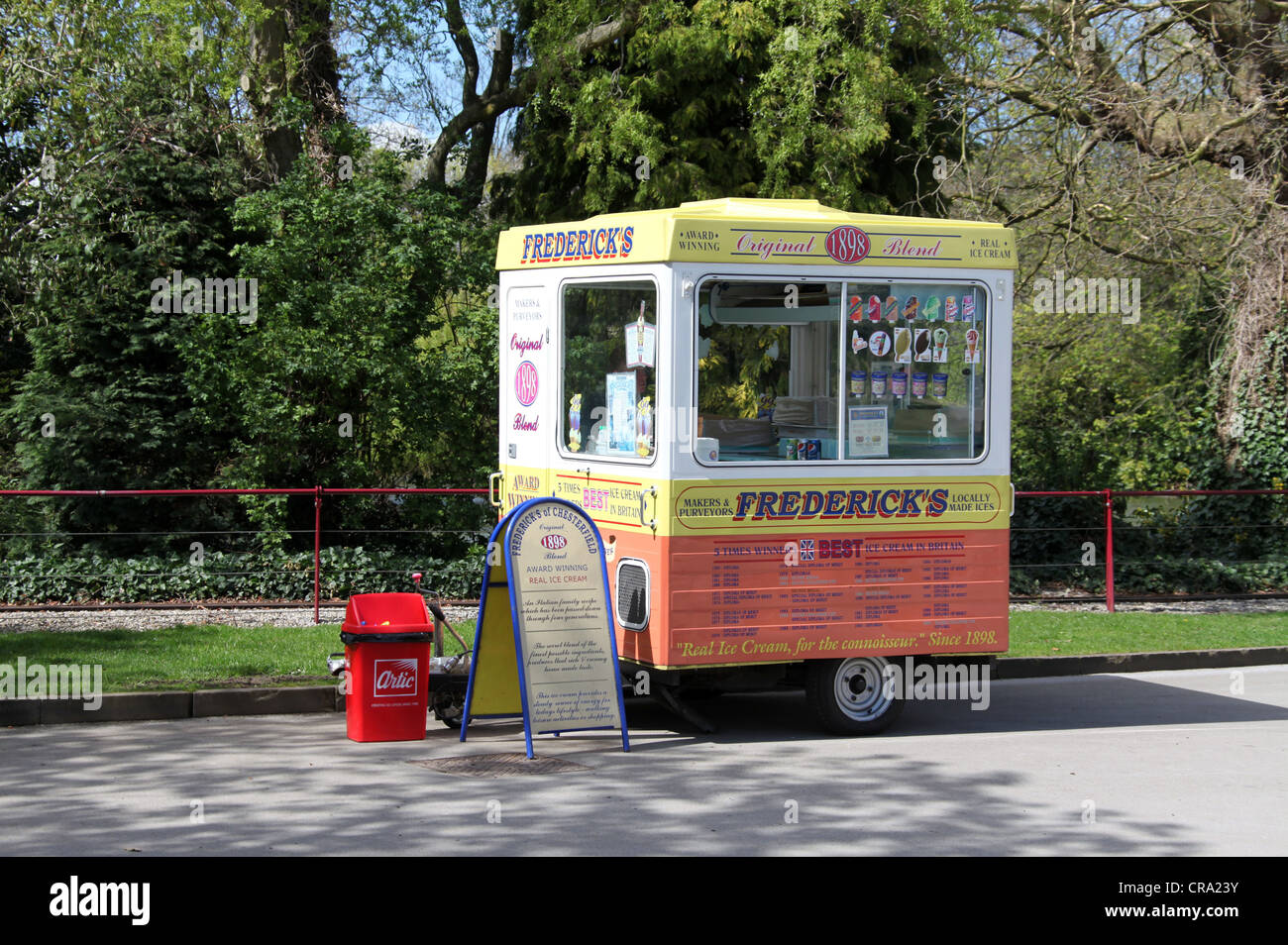 Italian ice cream van hi-res stock photography and images - Alamy