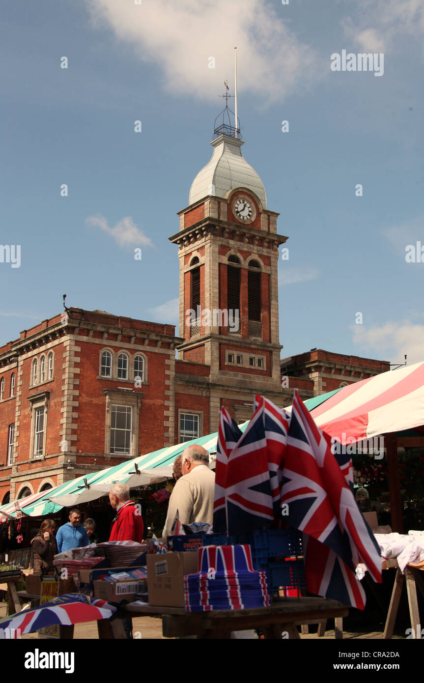 Chesterfield market hi-res stock photography and images - Alamy
