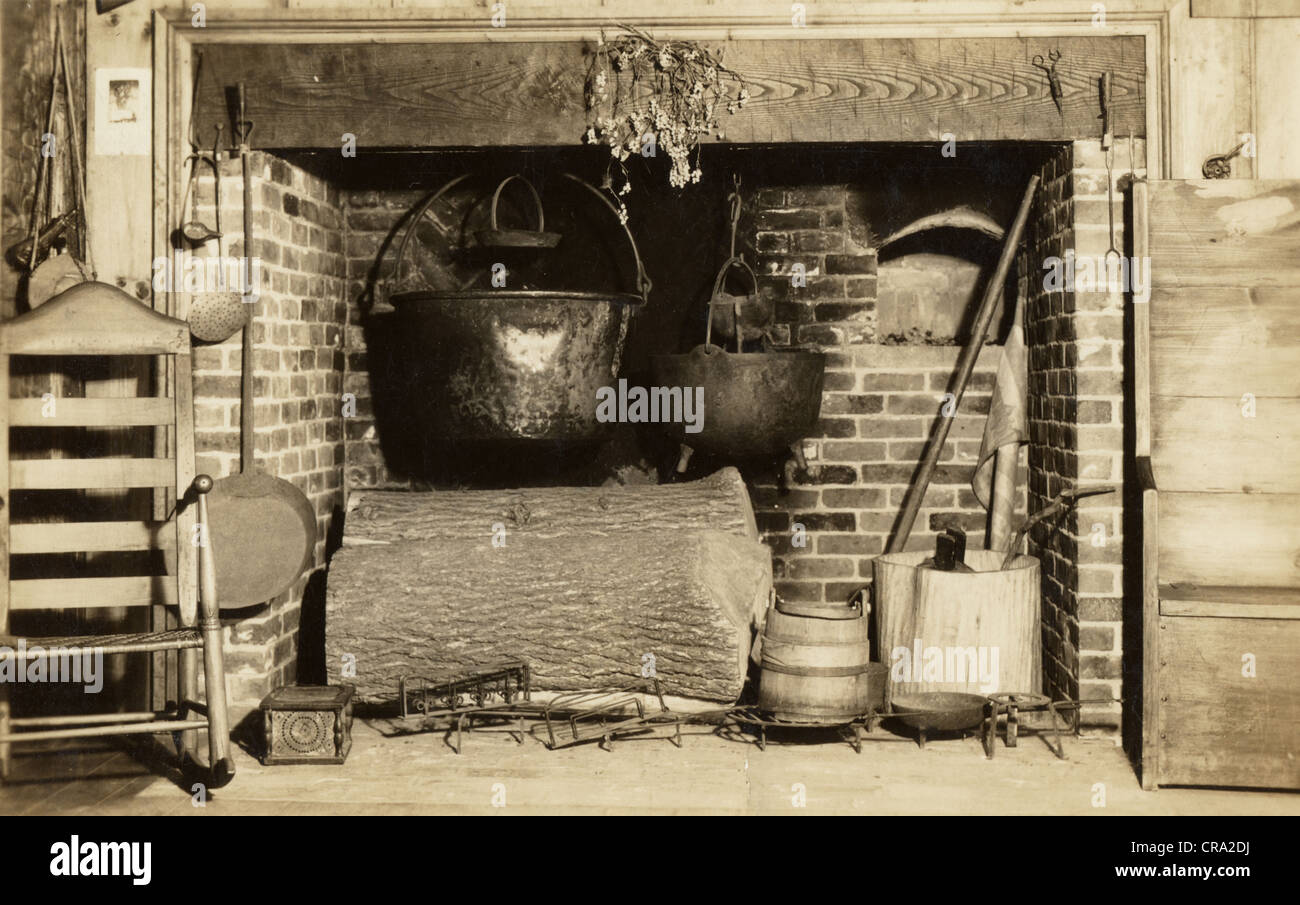 Kitchen fireplace hi-res stock photography and images - Alamy