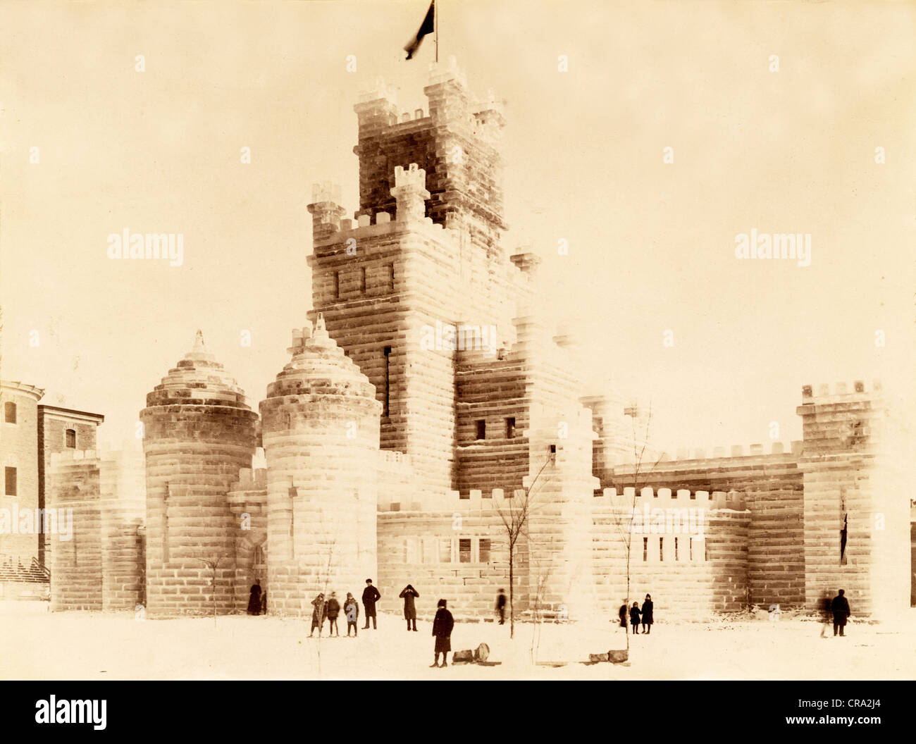 Portcullis castle hi-res stock photography and images - Alamy