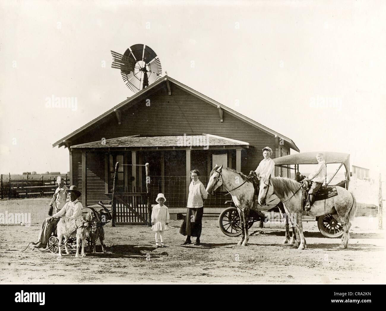 Ranch house of the old west hi-res stock photography and images - Alamy