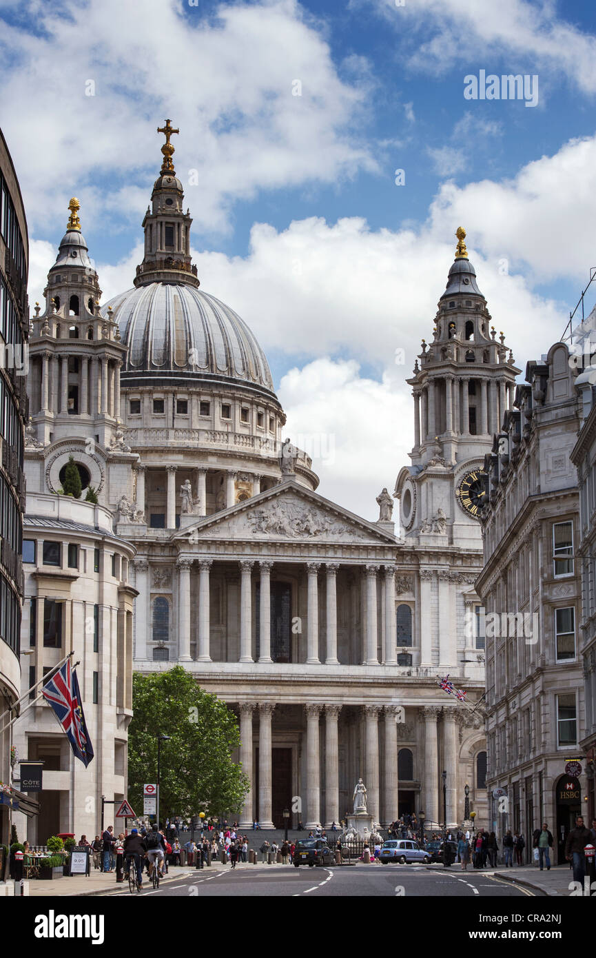 London england cathedrals hi-res stock photography and images - Alamy