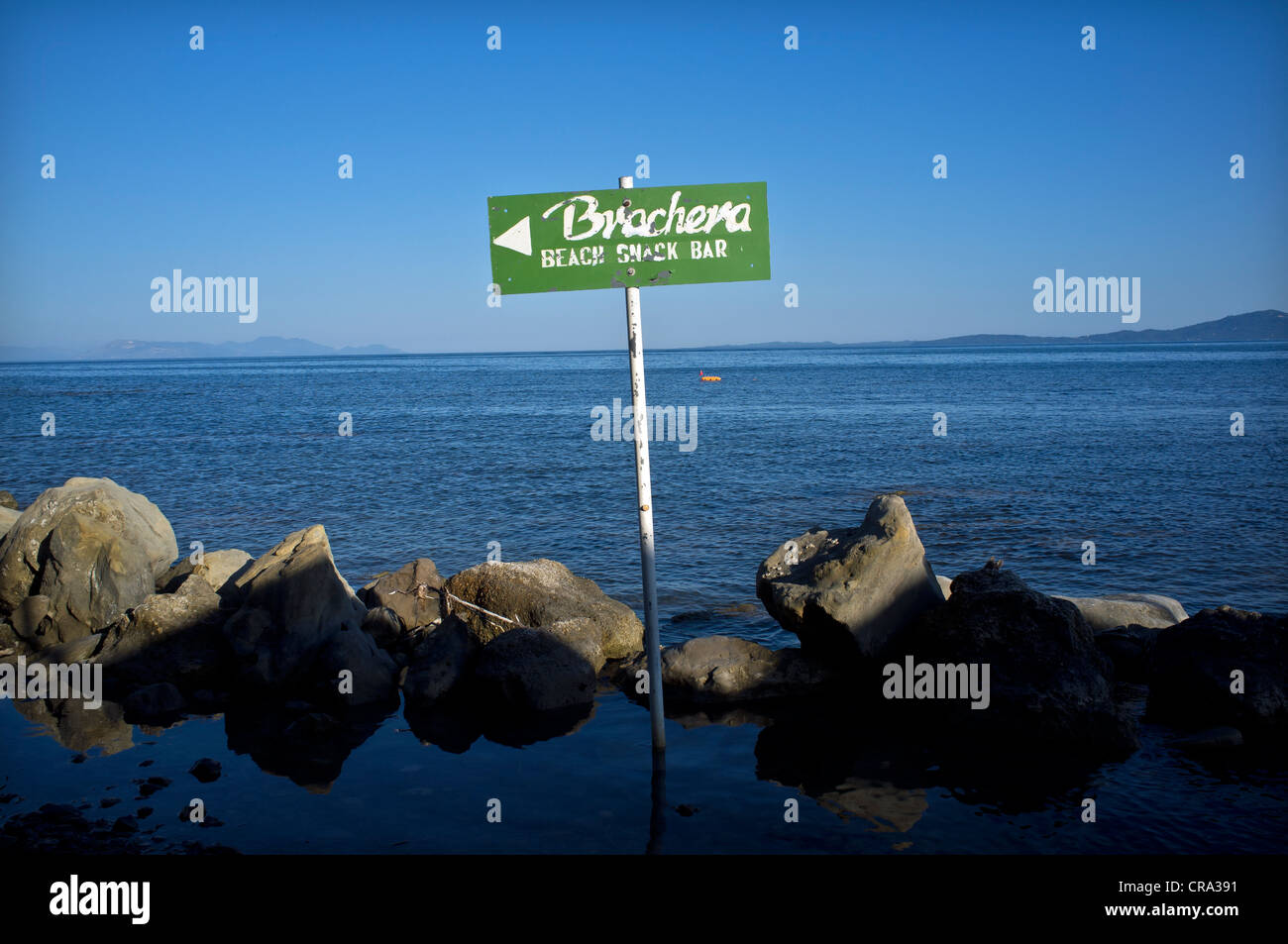 Refreshments sign hi-res stock photography and images - Alamy