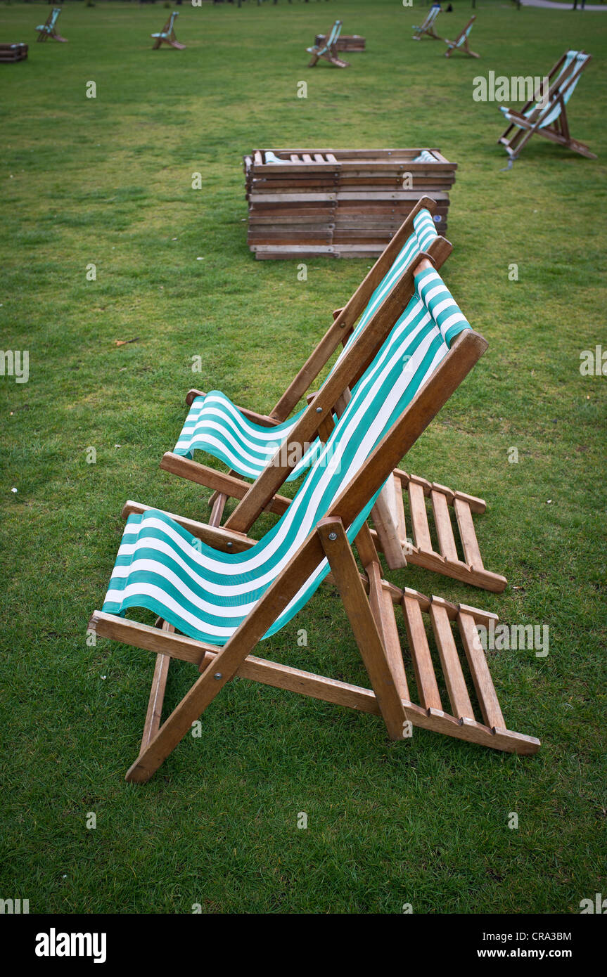 Empty deck chairs Stock Photo - Alamy