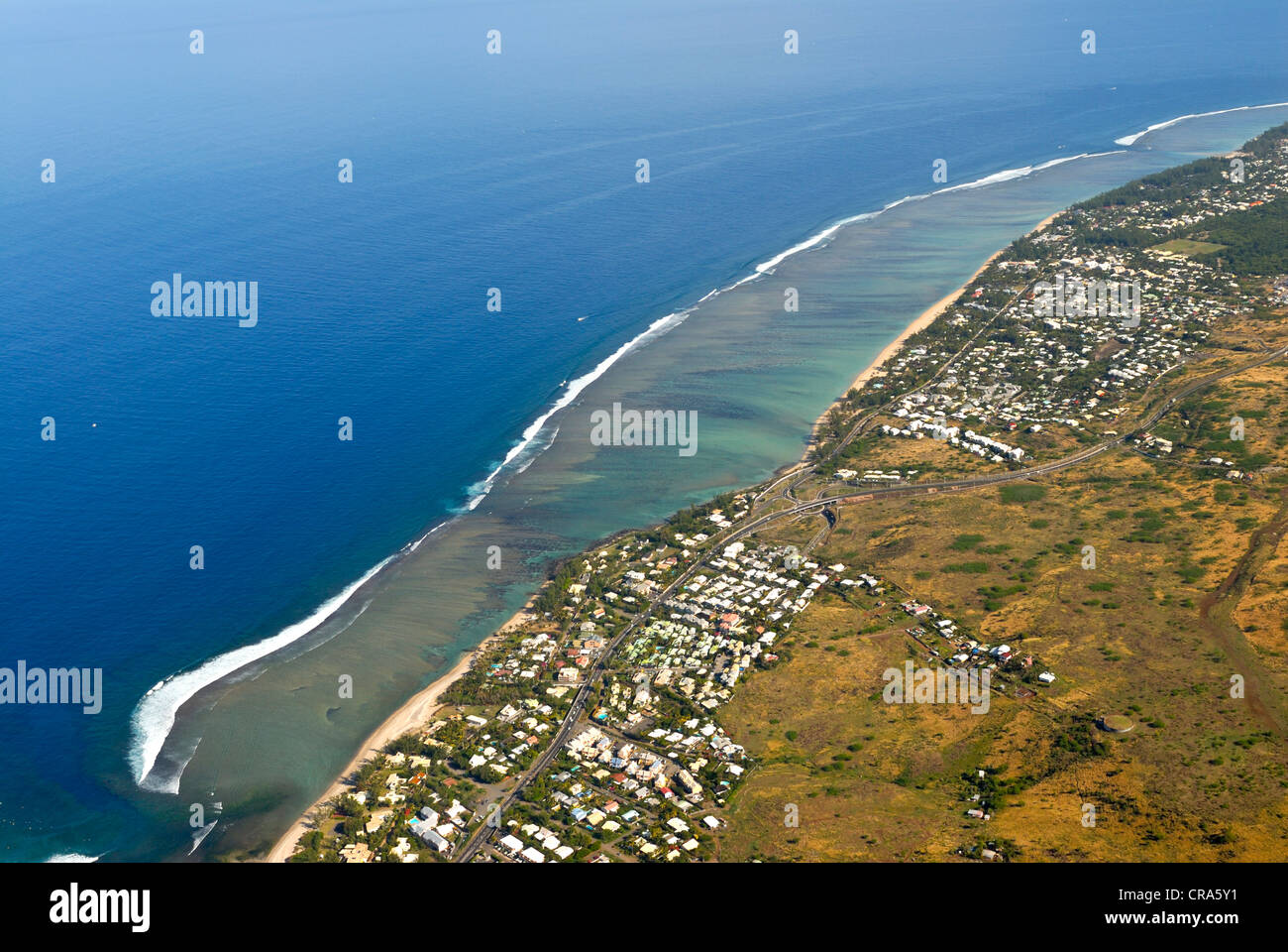 Of reunion hi hi-res stock photography and images - Alamy
