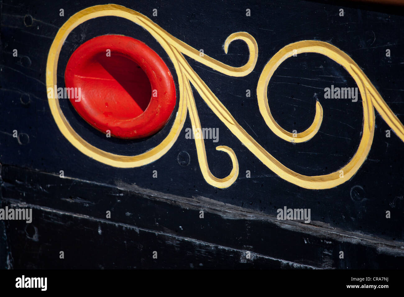 barge rope hole Stock Photo - Alamy