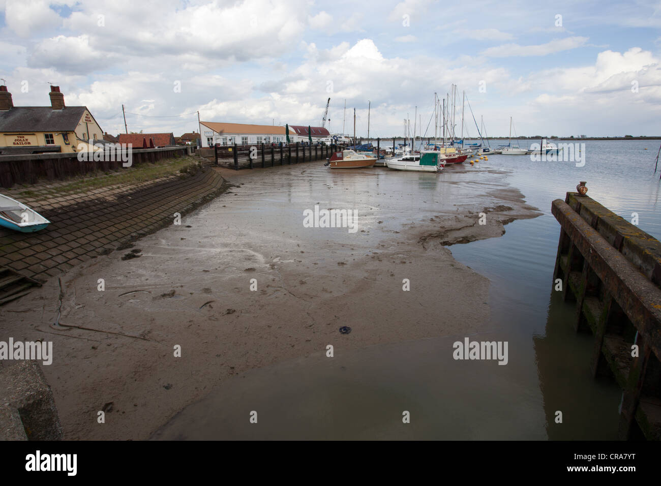 Heybridge basin hi-res stock photography and images - Alamy