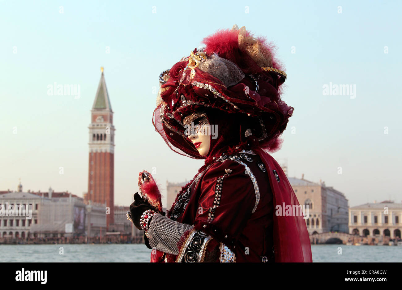 Woman wearing a mask, Carnival in Venice, San Giorgio Maggiore, Venice ...