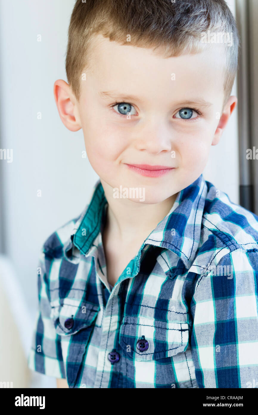 Trusting Face High Resolution Stock Photography and Images - Alamy