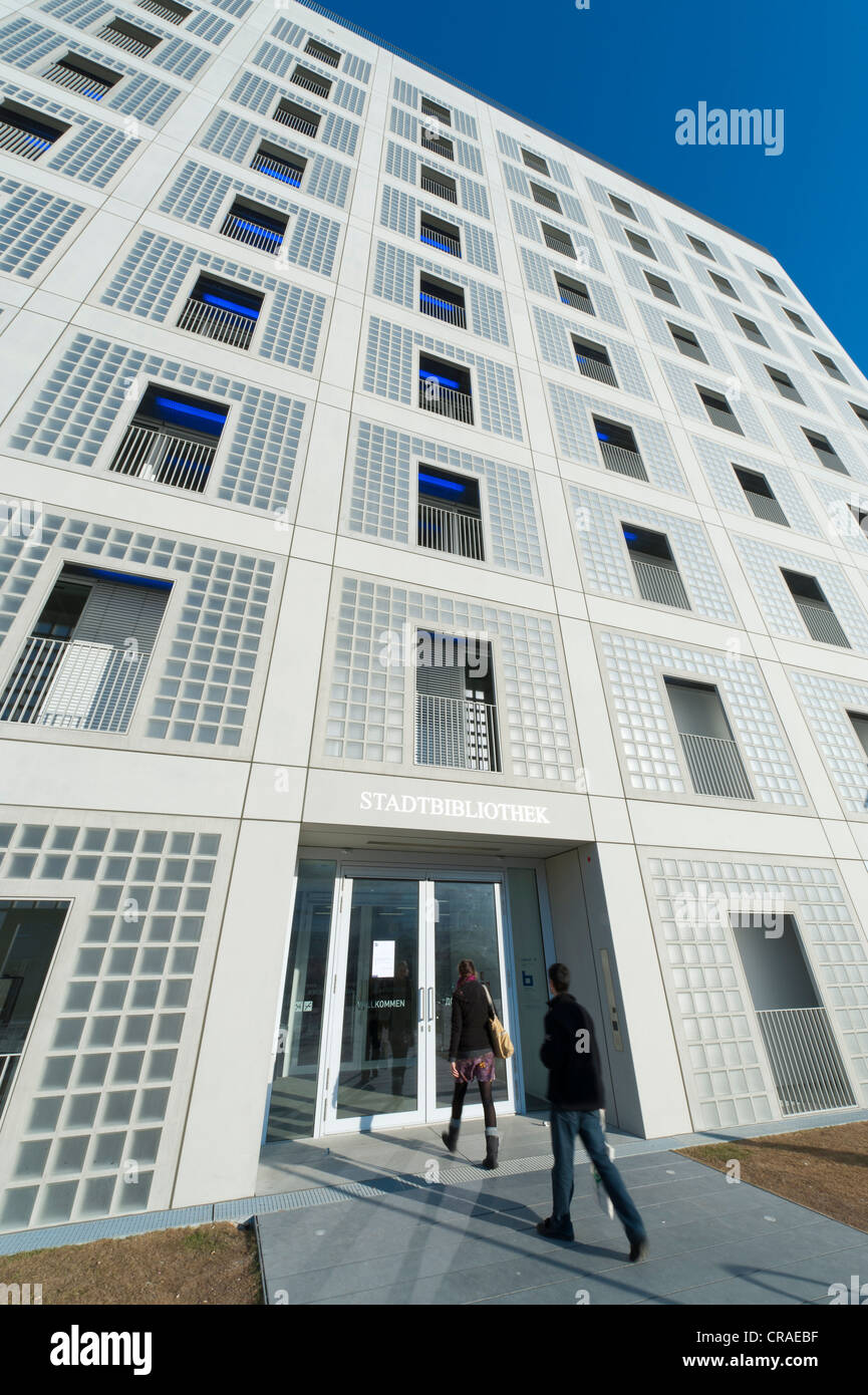 New Stuttgart City Library on Mailaender Platz square, architect Prof ...