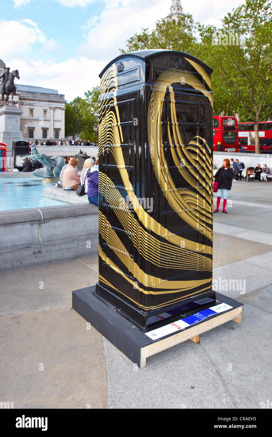 BT Artbox “Perspicere” by Zaha Hadid in Trafalgar Square London Stock ...