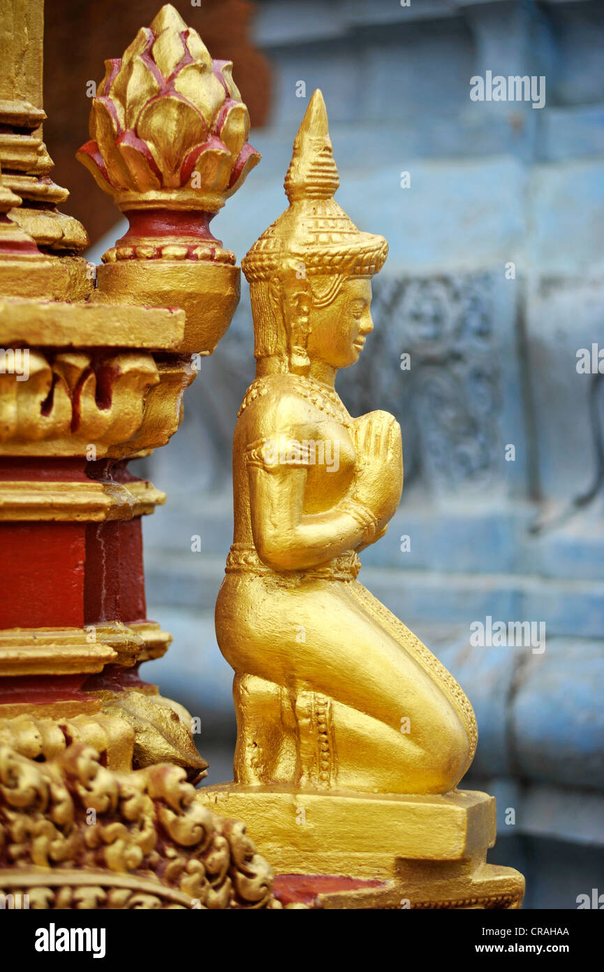 Golden Statue in a Buddhist temple in Siam Reap, Cambodia, Southeast ...