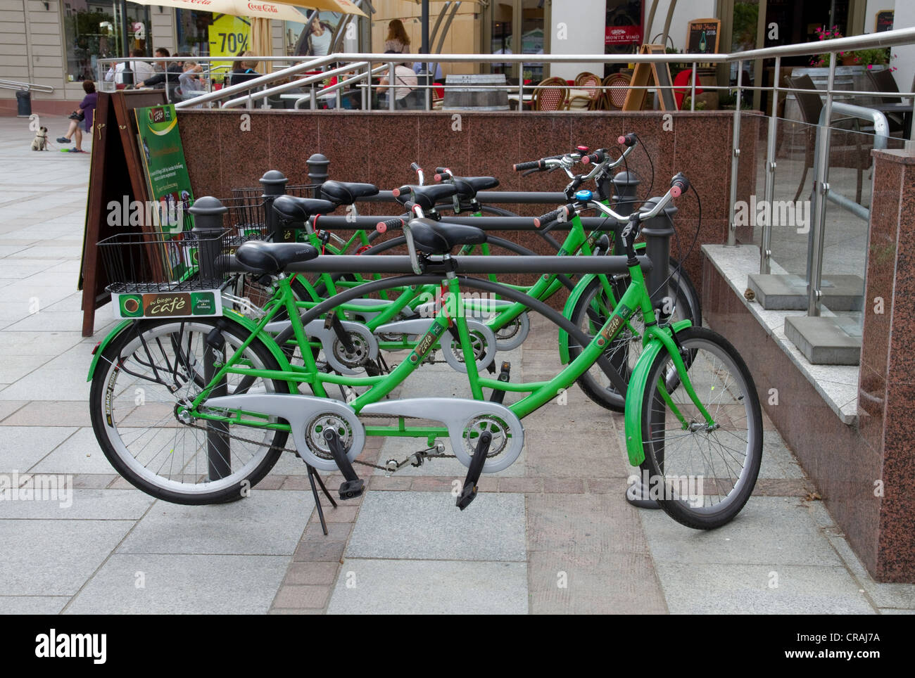 Tandem bicycles hi-res stock photography and images - Alamy