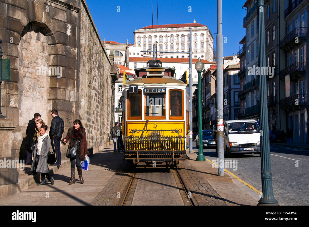 Porto tram hi-res stock photography and images - Alamy