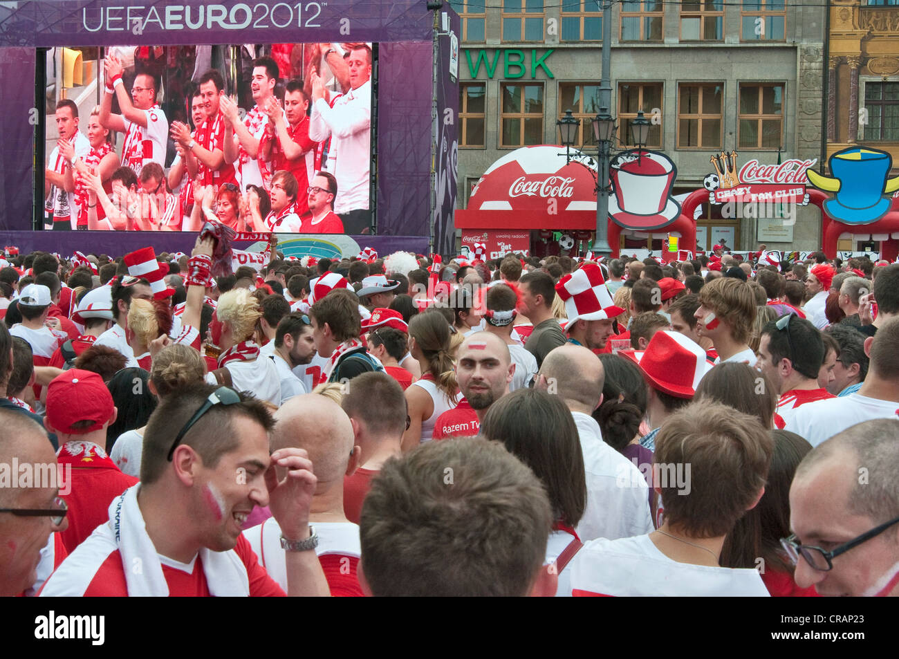 Led screen football hi-res stock photography and images - Alamy