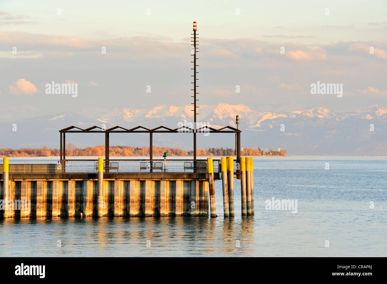 Bollards in driveways hi-res stock photography and images - Alamy