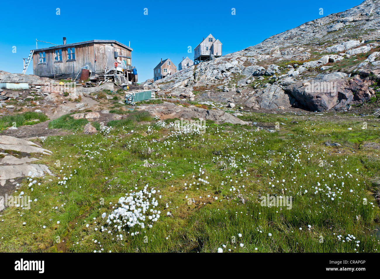 Inuit Houses High Resolution Stock Photography and Images - Alamy