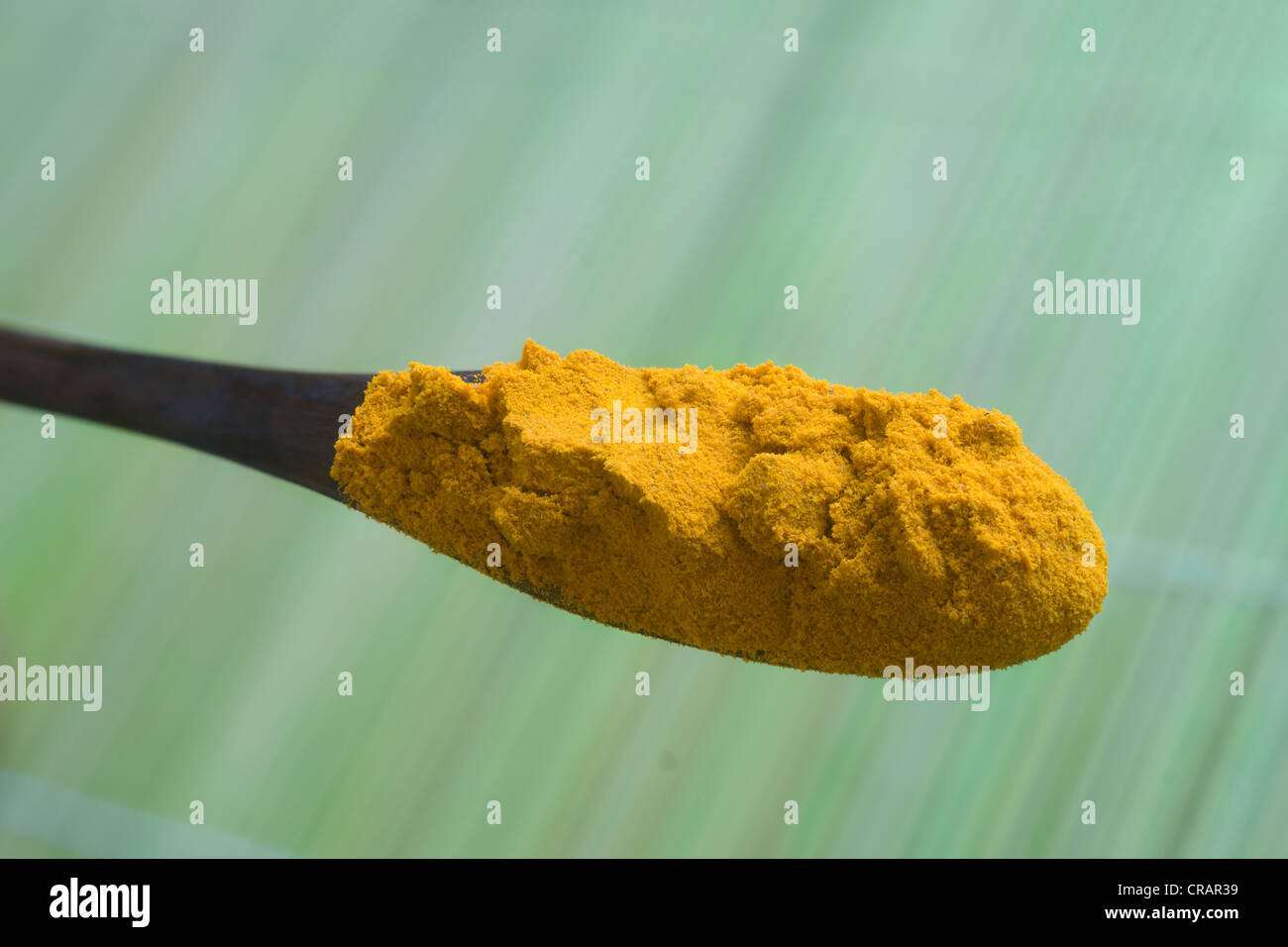 Curcuma powder hi-res stock photography and images - Alamy