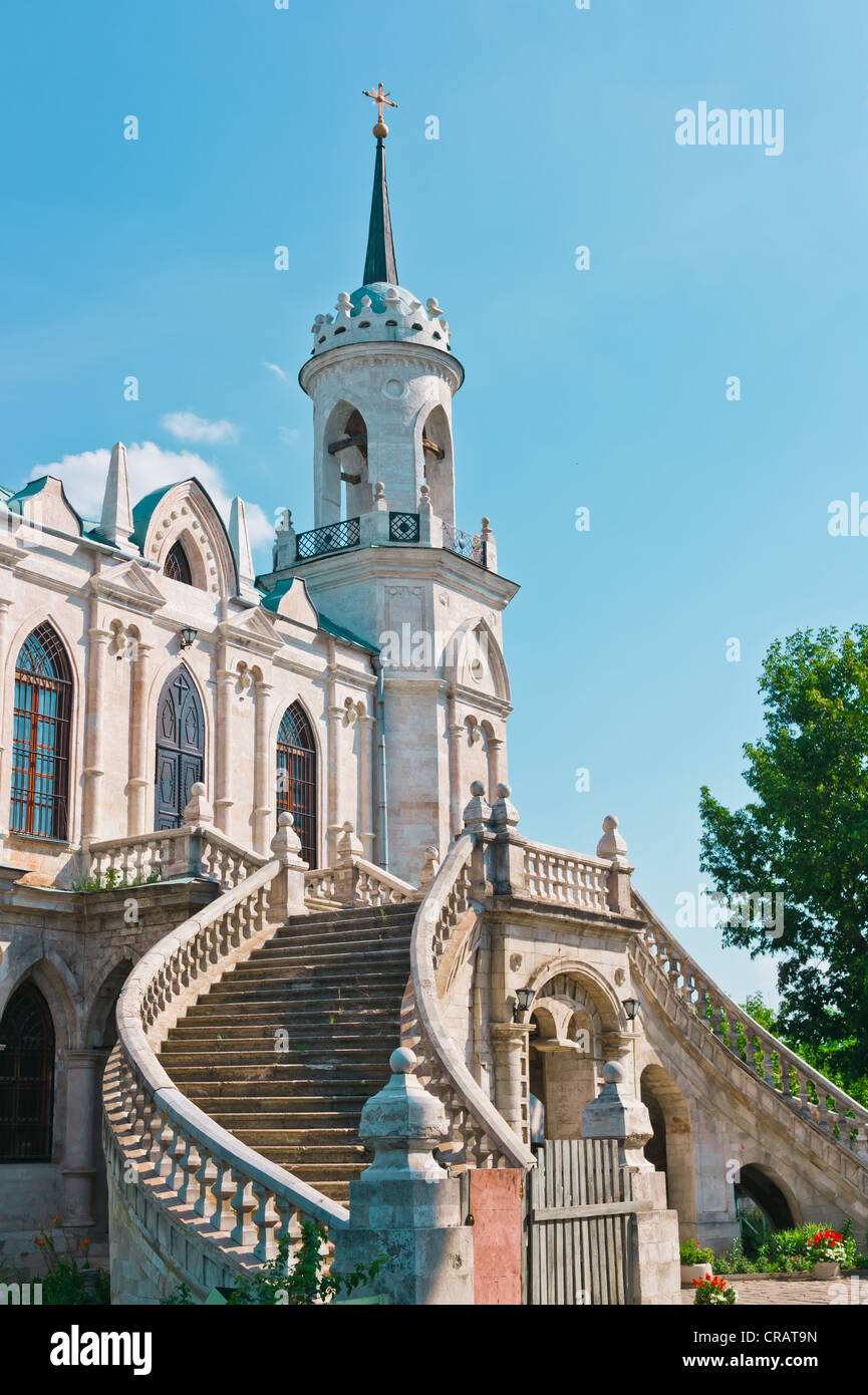 Gothic architecture of religion hi-res stock photography and images - Alamy